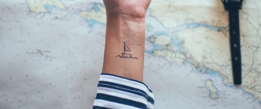 50 Small Tattoo Ideas for Women With Meaning - Beauty Mag