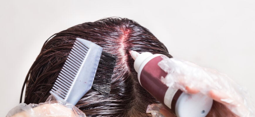 How Do I Dye My Roots Darker Than the Rest of My Hair? - 4 Methods